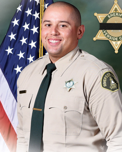 Deputy slain during traffic stop by violent felon out on bail - U. S ...